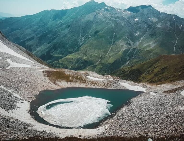 Naran : Places To Visit In Naran - TravelTute