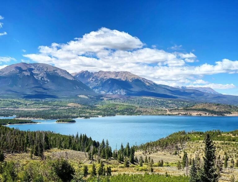 Frisco Adventure Park: Winter Park Tubing Hill, Ski Hill in Colorado