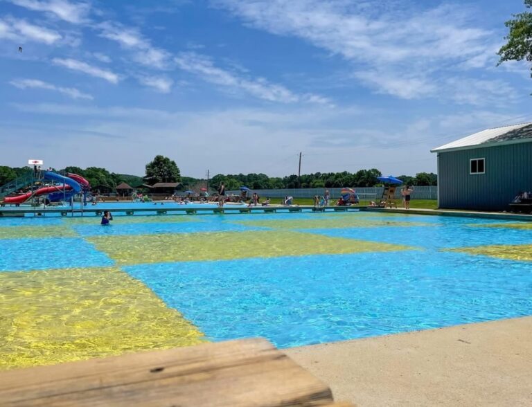 Spring Valley Beach Park: Fun Places to go in Huntsville Alabama