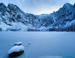 Heather Lake Trail: Best Hiking Trails in Washington - TravelTute
