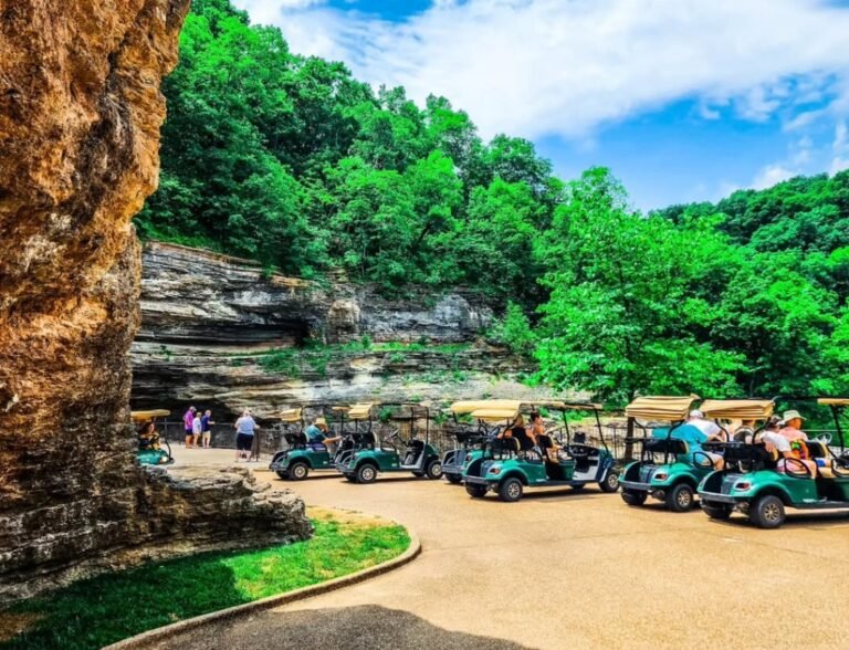Lost Canyon Cave and Nature Trail: Missouri Trails - TravelTute