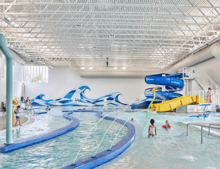 North Clackamas Aquatic Park: Waterparks in Oregon - TravelTute